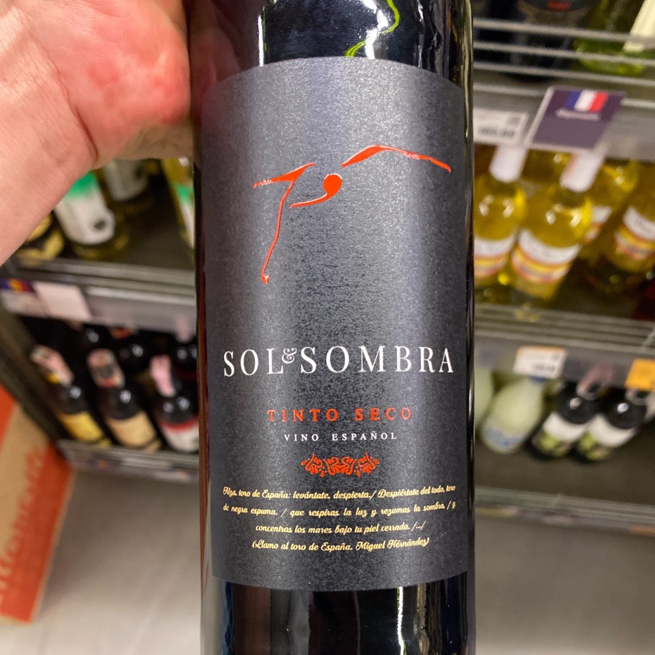 Sol Y Sombra Tinto Seco Red Blend