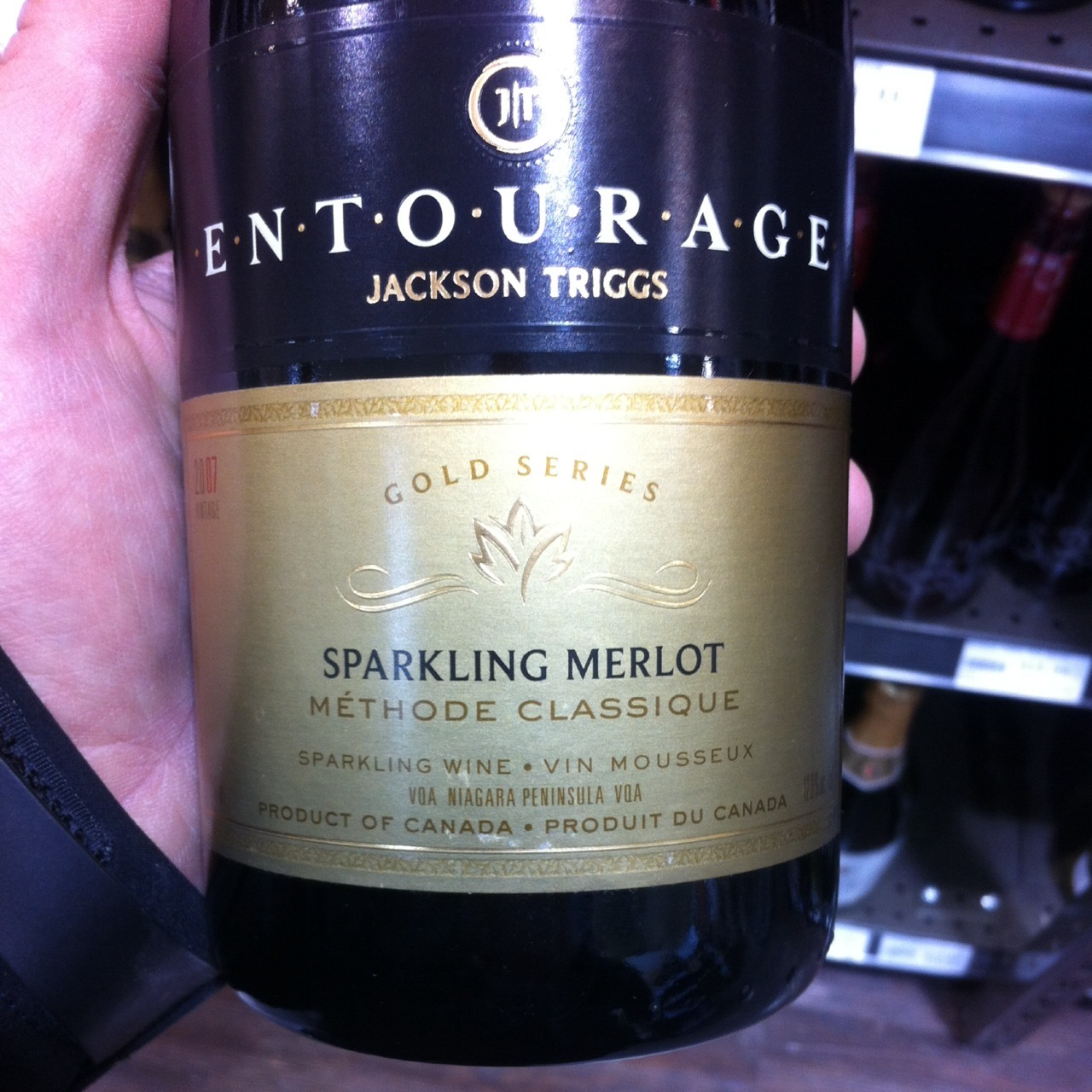 Jackson-Triggs Entourage Gold Series Sparkling Merlot