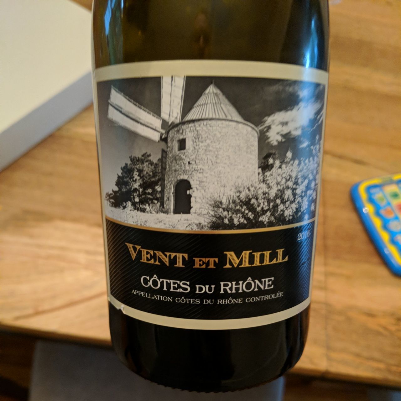 Vent et Mill Côtes du Rhône Red Rhone Blend