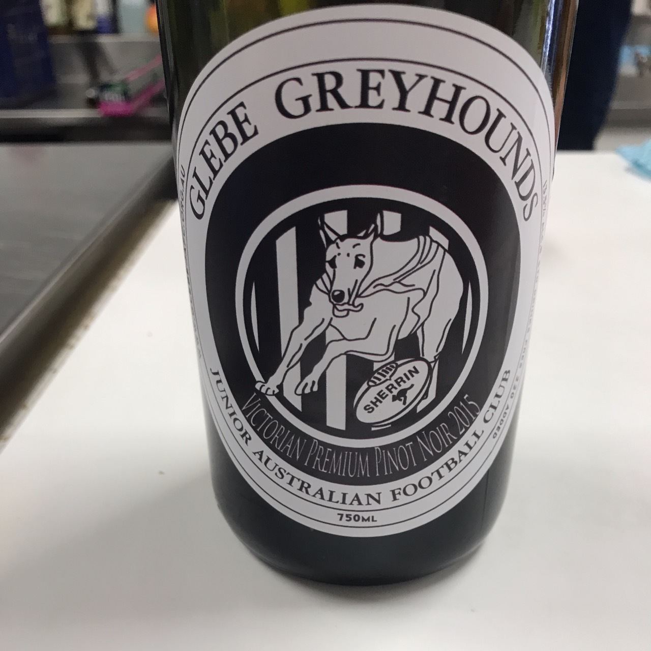 Glebe Greyhounds JAFC Victorian Premium Pinot Noir